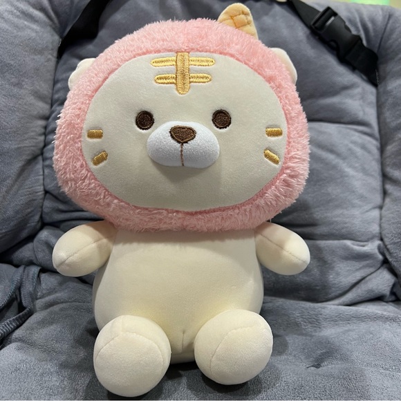 Miniso | Toys | Nwt Miniso Stuff Ice Cream Lion | Poshmark